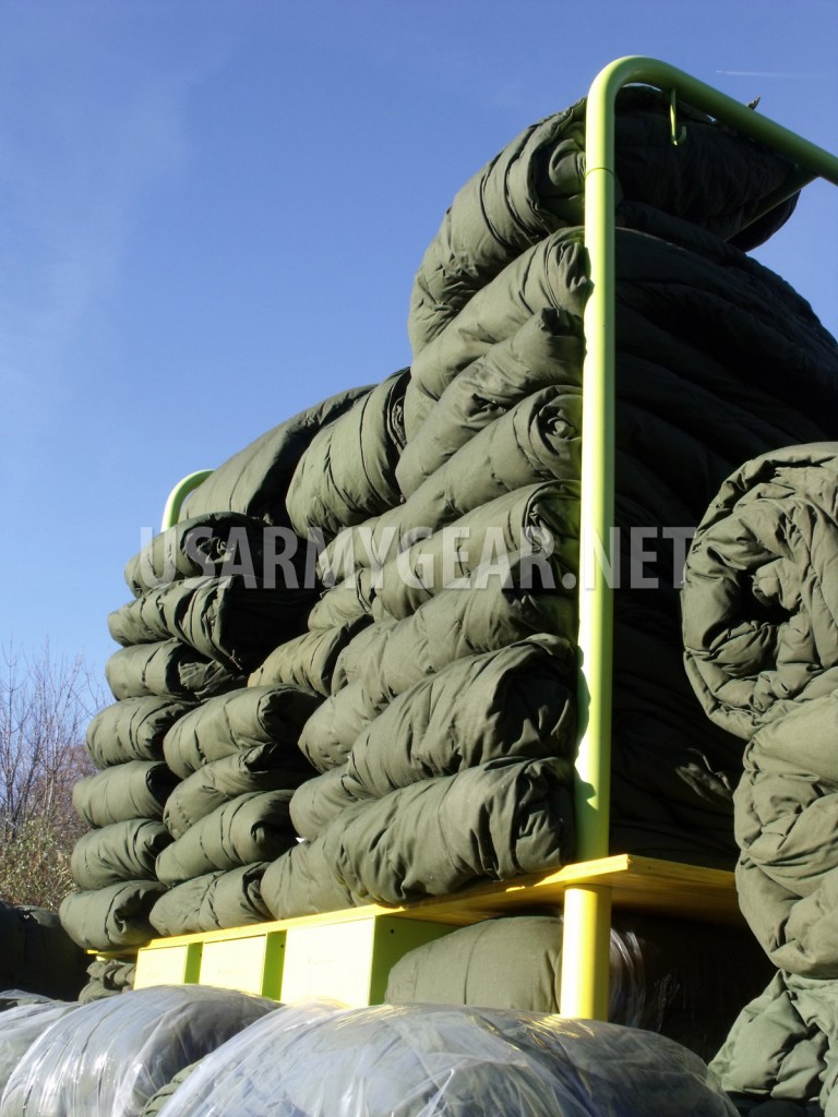 Very Warm Military US Army SUBZERO Extreme Cold Weather Sleeping Bag ...