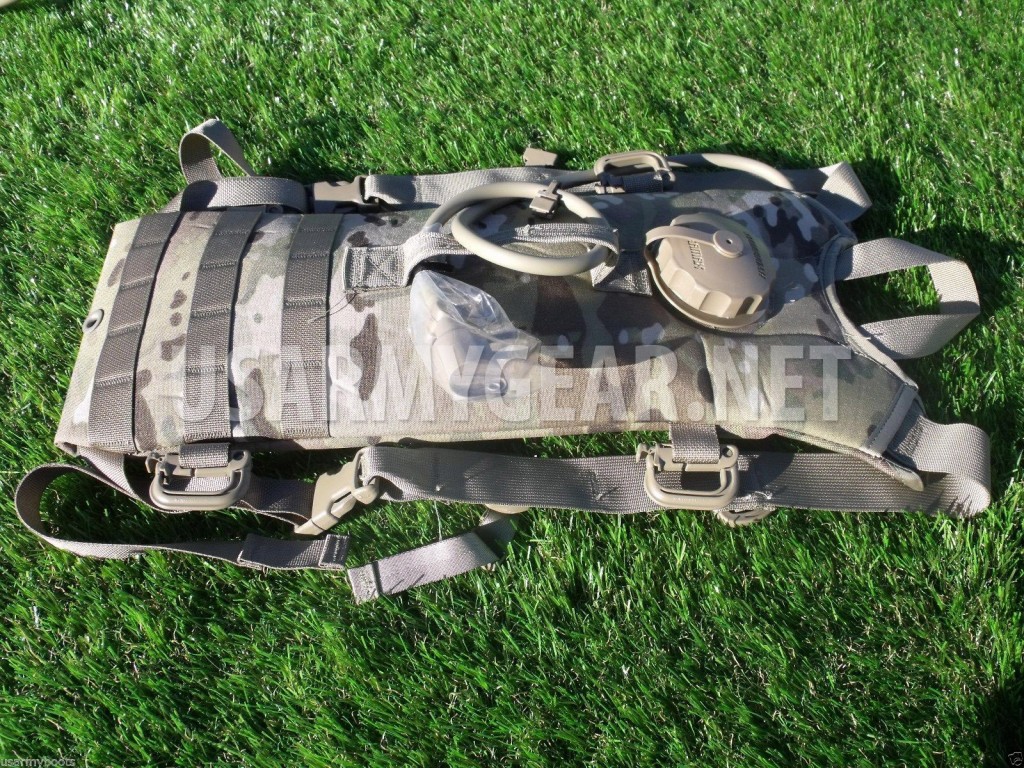 New US Army Multicam Water Hydration Carrier + 3 L Bladder Bag ...
