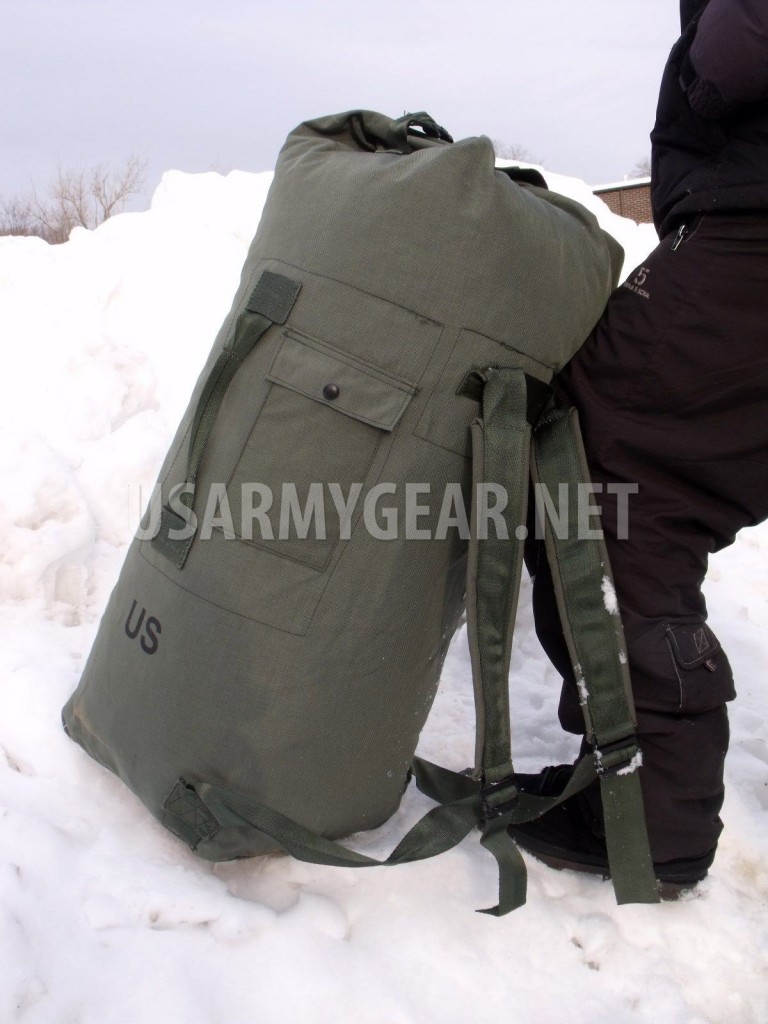 NEW Military Duffle Bag, Sea Bag, OD Green Top Load w. Shoulder Straps ...